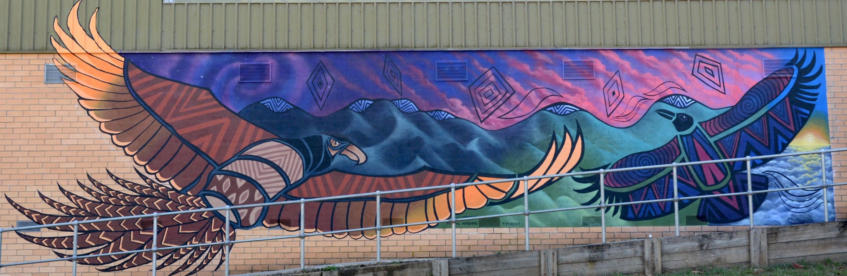 DINDI ARTS TRAIL - Bunjil and Waang Mural – Ngarga Warendj