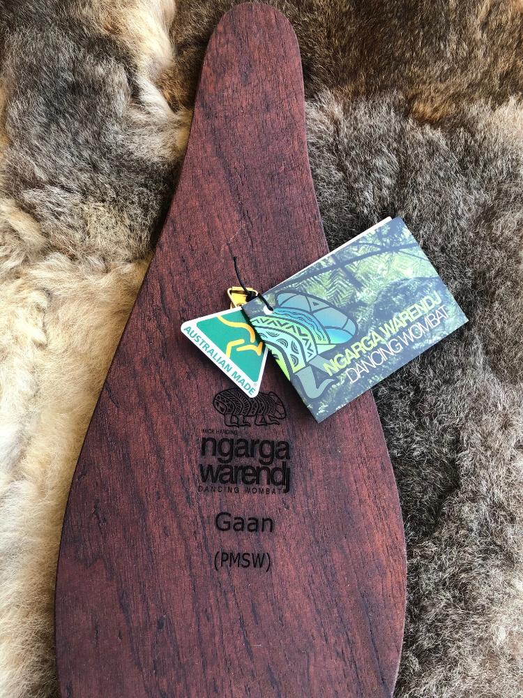 PARRYING SHIELD SMALL WIDE - GAAN SNAKE DESIGN