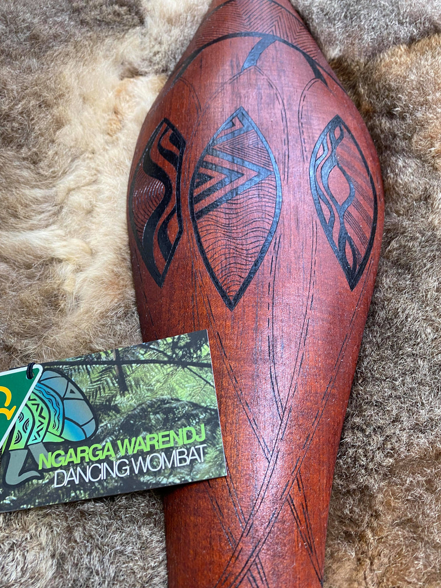 PARRYING SHIELD SMALL WIDE - GUM LEAVES WOMINDJEKA DESIGN